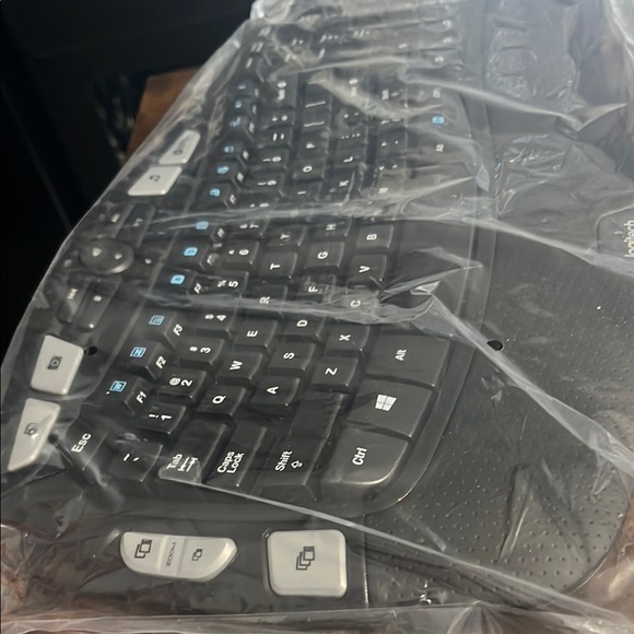 Logitech | Computers, Laptops & Parts | Logitech Black Keyboard With ...